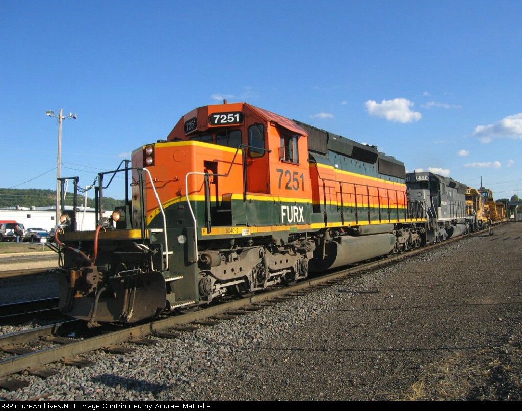 BNSF 7251